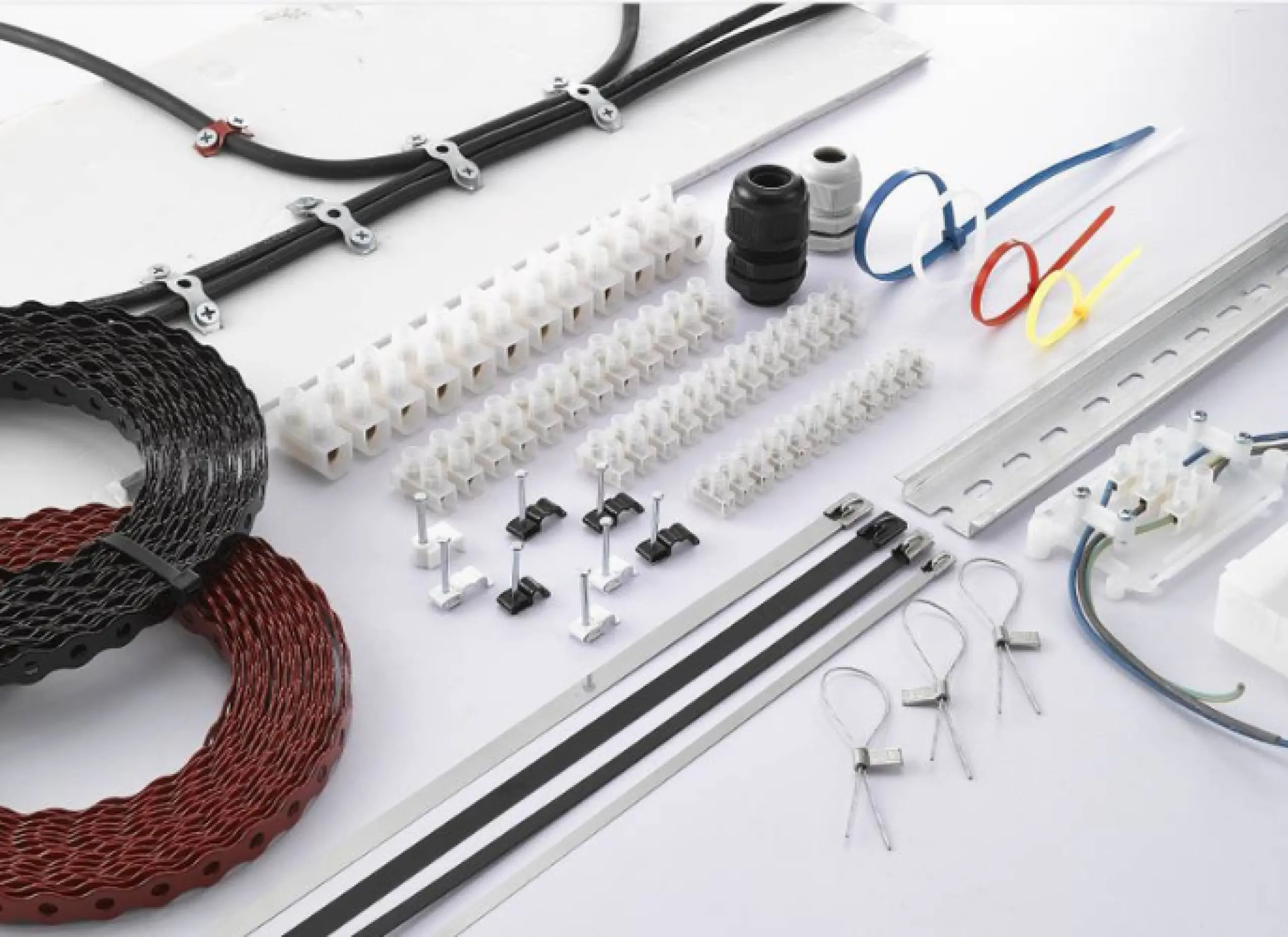 Fixing Band, All Purpose Steel Fixing Band | Dingdong Electrical